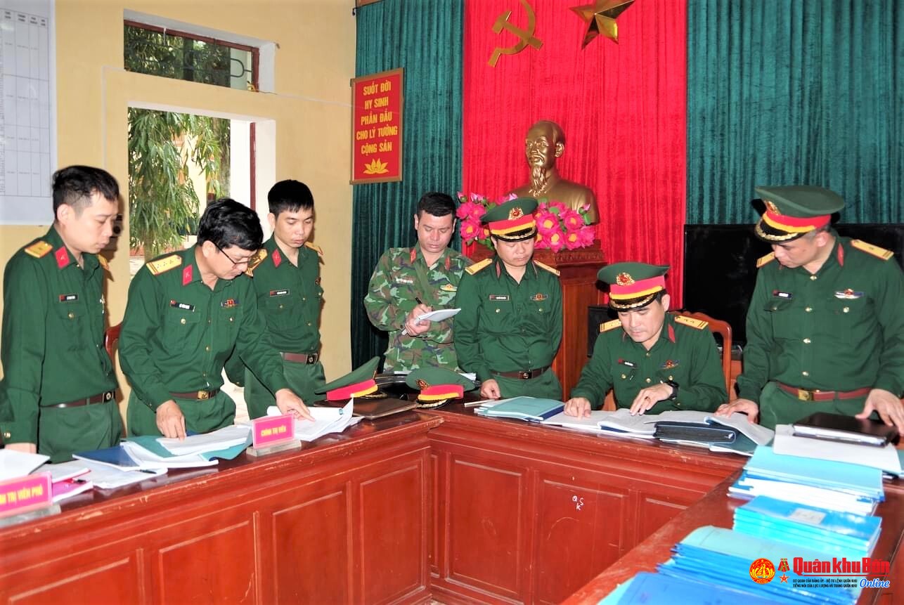 Bộ CHQS tỉnh Thanh Hóa kiểm tra tại Trung đoàn 762